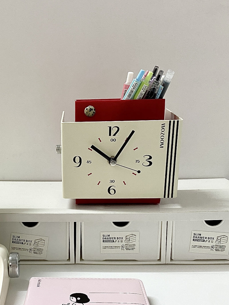 Creative art style clock with pen holder function – More Angle