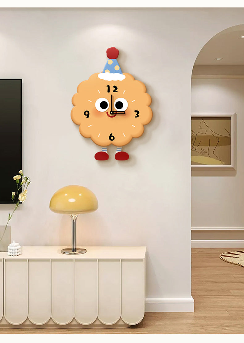 Cute cartoon biscuit wall clock with smiley face, children's room deco ...