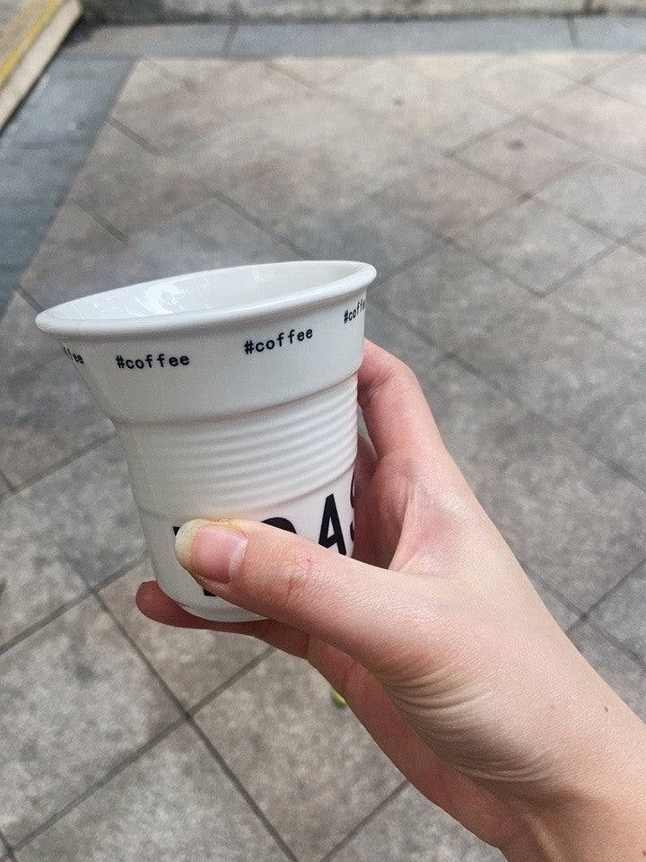 Deformed Cup Ceramic Ashtray, Creative Art Design – More Angle