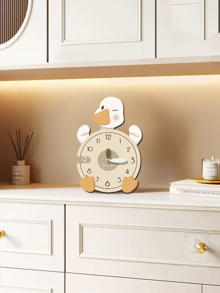 Hardworking Duck Desktop Decoration Clock – More Angle
