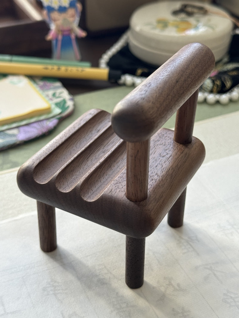 Mini wooden chair phone holder, multiple angles viewing – More Angle