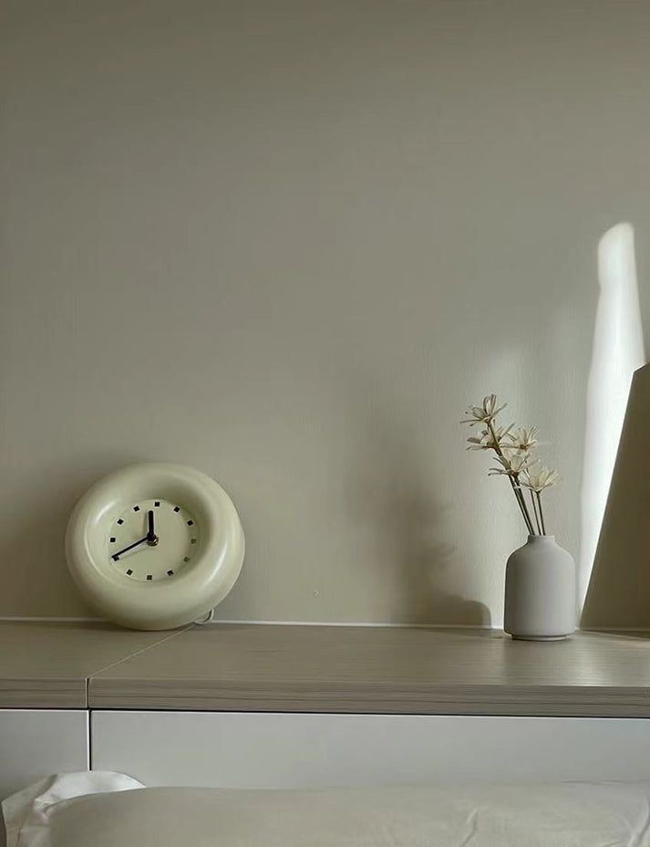 Modern Minimalist Art Round Desktop Clock, Decorative Wall Clock ...