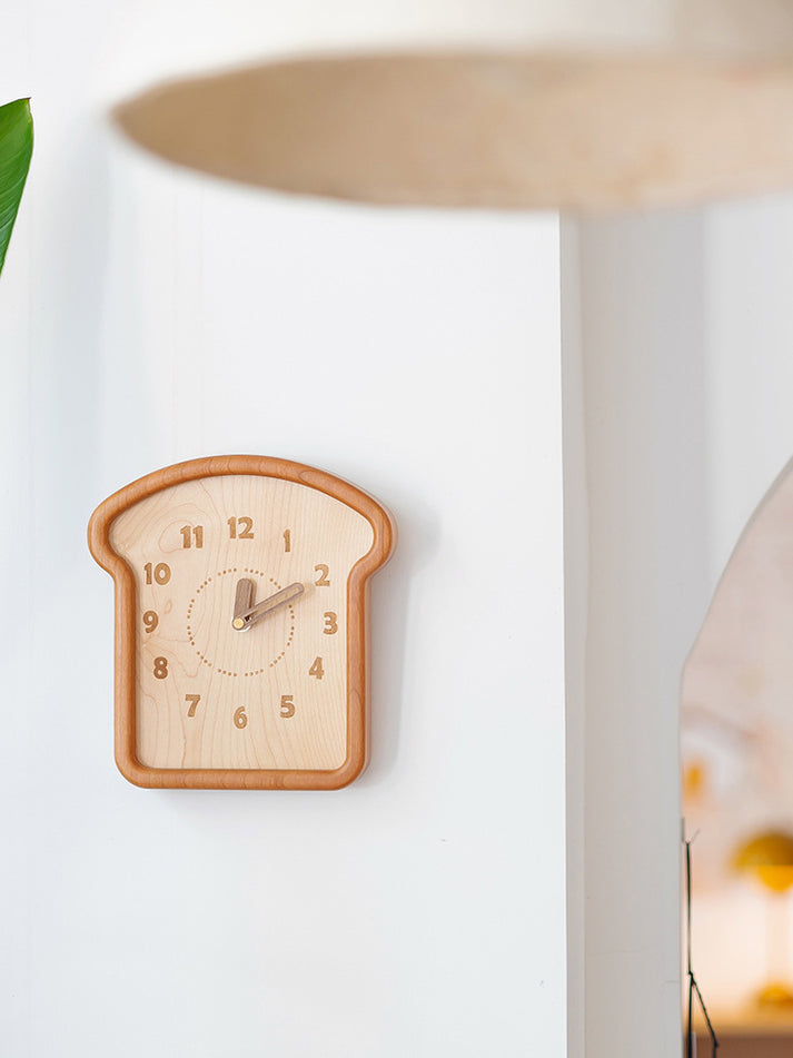 Whimsical Toast Bread Silent Desk Clock: Creative Home Accent – More Angle